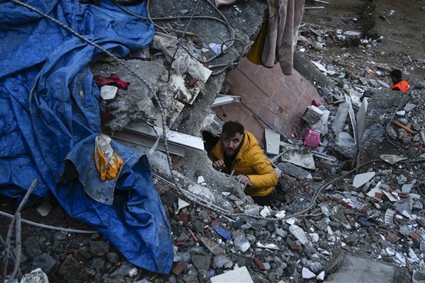 Heart-Wrenching Visuals From Earthquake Affected Turkey; As Death Toll ...