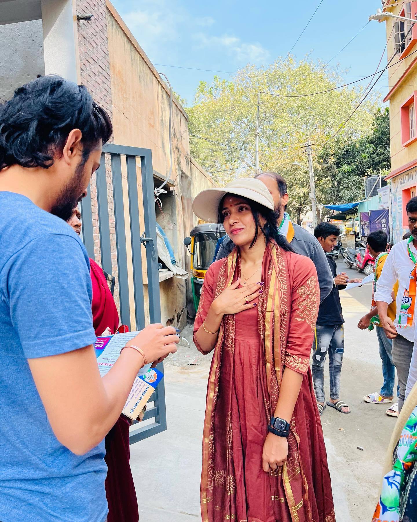 ಆರ್. ಆರ್. ನಗರದಲ್ಲಿ ಕುಸುಮಾ ಹನುಮಂತರಾಯಪ್ಪ ಮನೆ-ಮನೆ ಭೇಟಿ | House To House ...