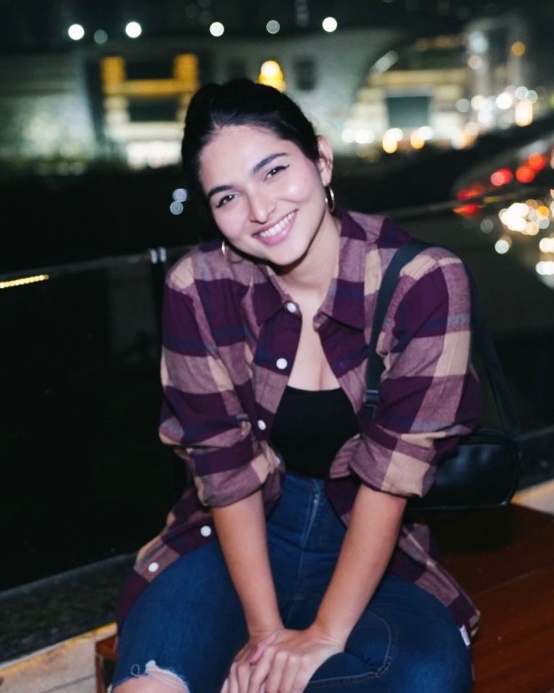 Pathonpatham Noottandu Fame Kayadu Lohar's Latest Photoshoot in Black ...