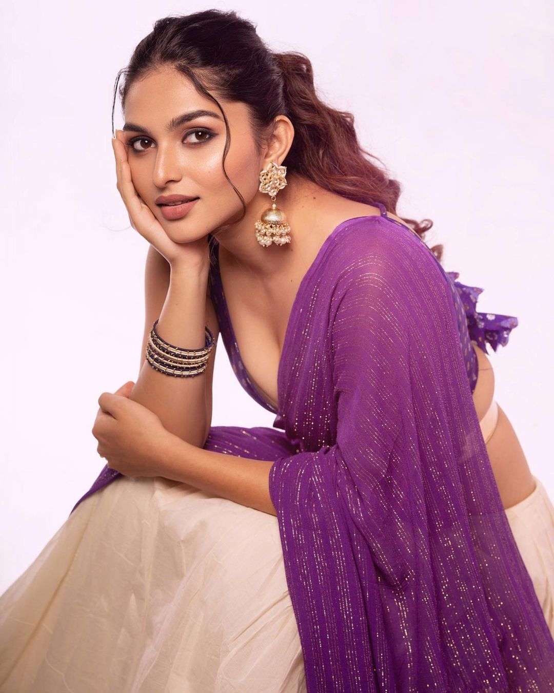 Pathonpatham Noottandu Fame Kayadu Lohar's Latest Photoshoot in Black ...