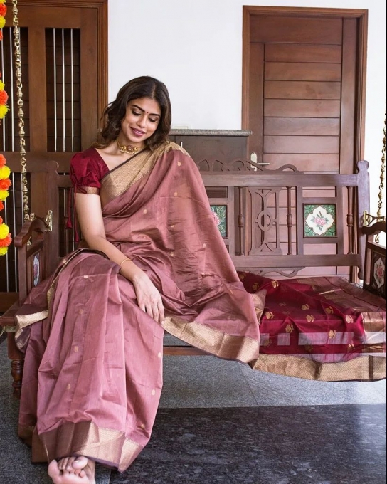 photos : பட்டு குவியல் அவள்.. சொக்கவைக்கும் அழகில் ஸ்ரீஷா.. அசத்தலான ...