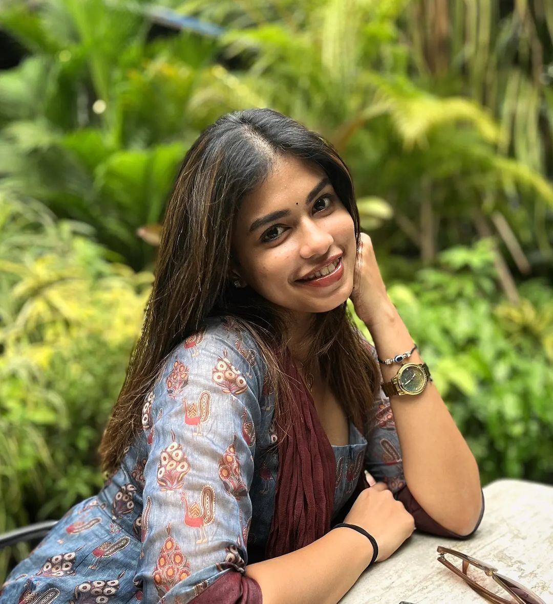 photos : பட்டு குவியல் அவள்.. சொக்கவைக்கும் அழகில் ஸ்ரீஷா.. அசத்தலான ...