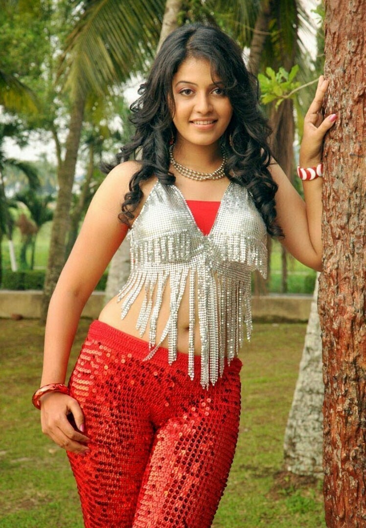 PHOTOS : தேவதையாய்.. மனதை கொள்ளையடிக்கும் அஞ்சலி.. | gorgeous pics of ...