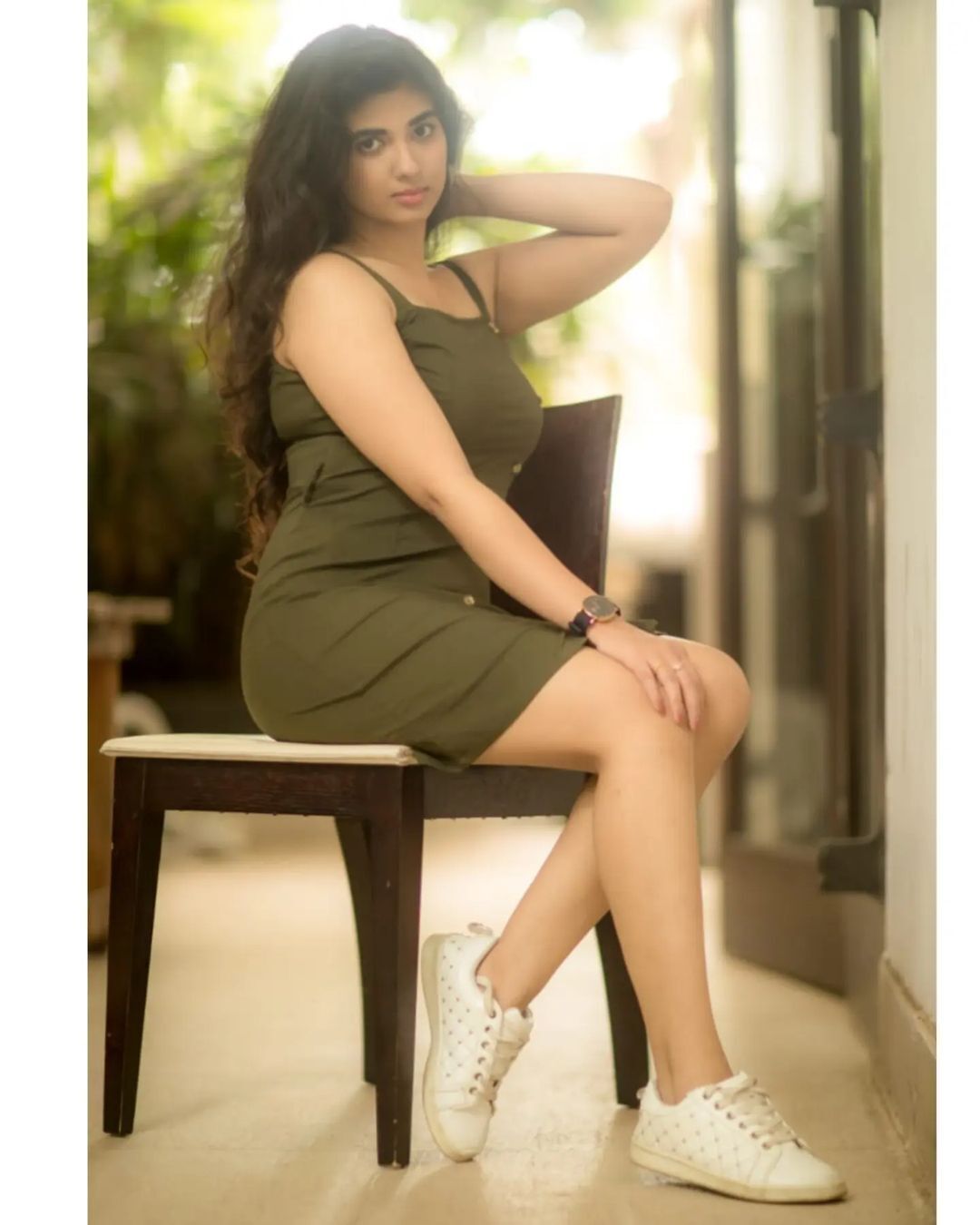 PHOTOS : டைட் உடையில்.. நடிகை பிரக்யா நாக்ராவின் லேட்டஸ்ட் அசத்தல் போட்டோஸ்.. | Pragya Nagra ...