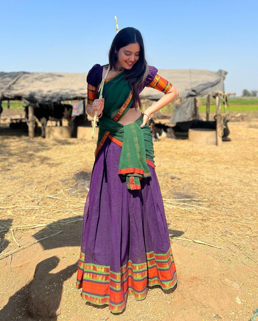 photos : செவ்வானம் சிவக்க மின்னும் அழகில் குஷிதா கல்லாபு.. வசீகரிக்கும் ...