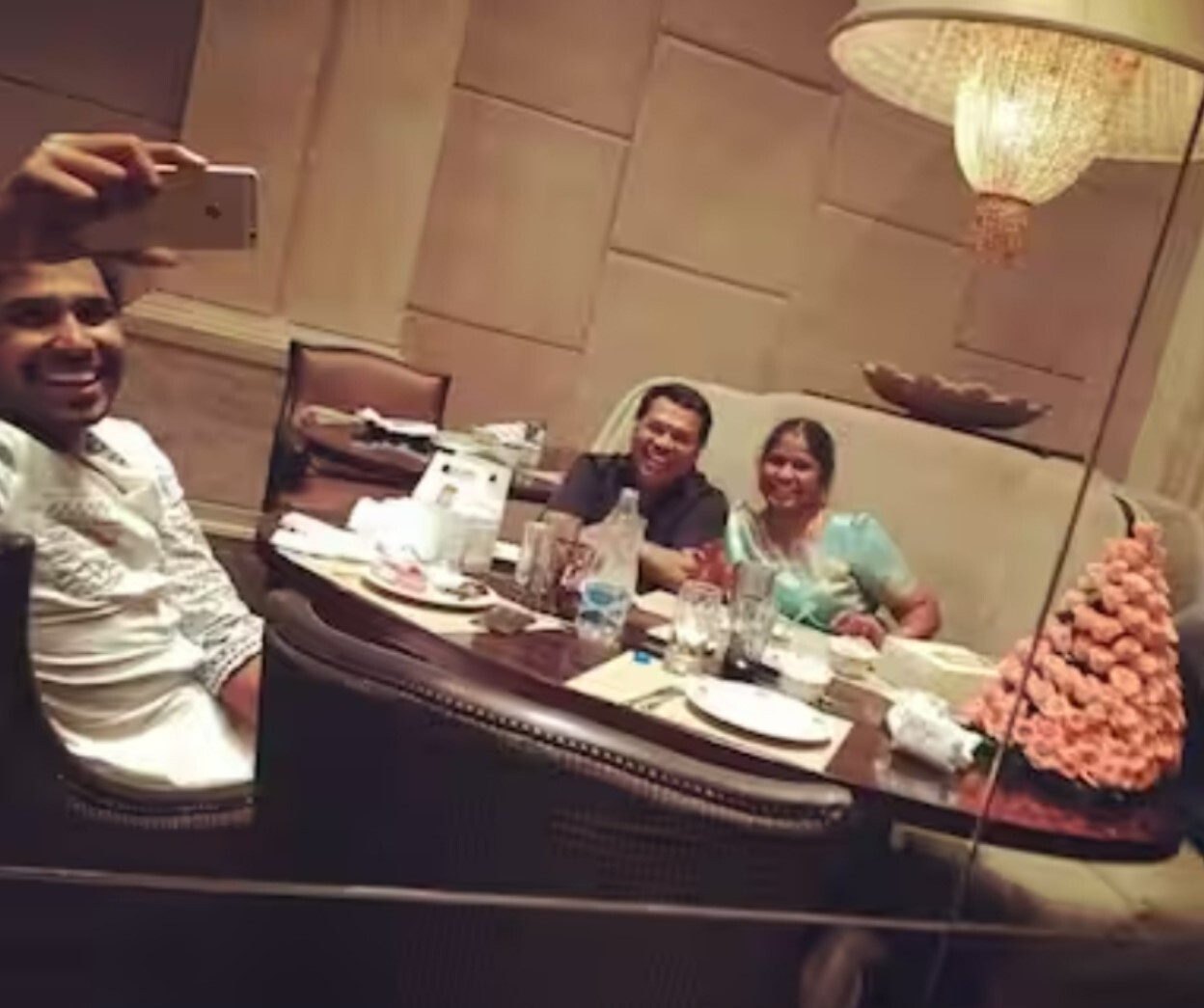 PHOTOS : மறைந்த காமெடி நடிகர் மயில்சாமியின்.. அரிய குடும்ப புகைப்படங்கள்! | actor mayilsamy ...