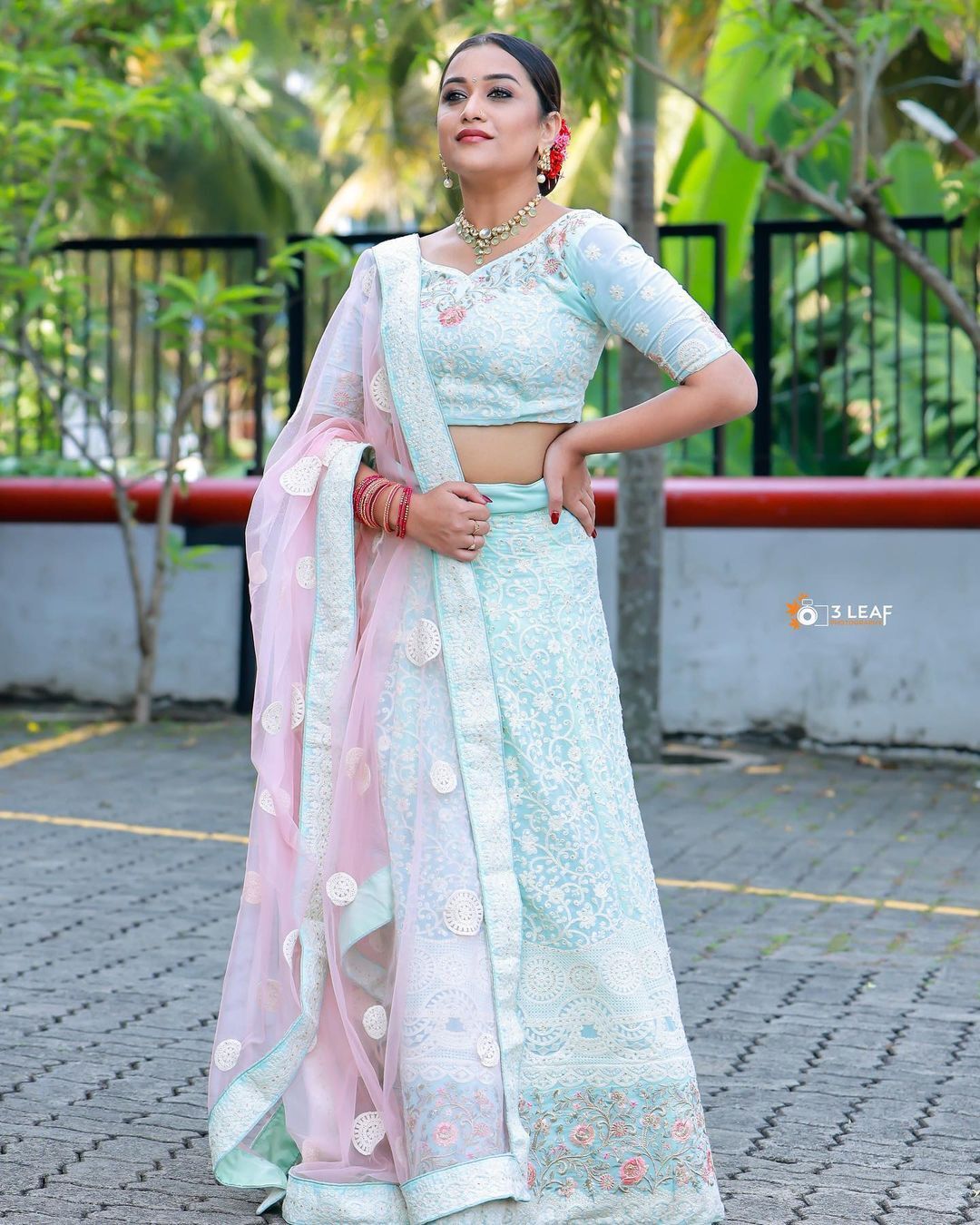 TV Actress Parvathy R Krishna's Stunning Makeover in Pink Outfit Goes ...