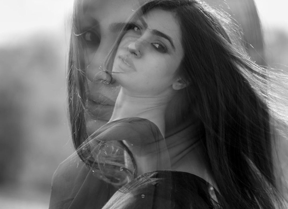 সাদা চুড়িদারে অনন্যা হয়ে উঠেছেন জেসমিন, সুন্দর লুক দেখে পাগল ভক্তরা ...