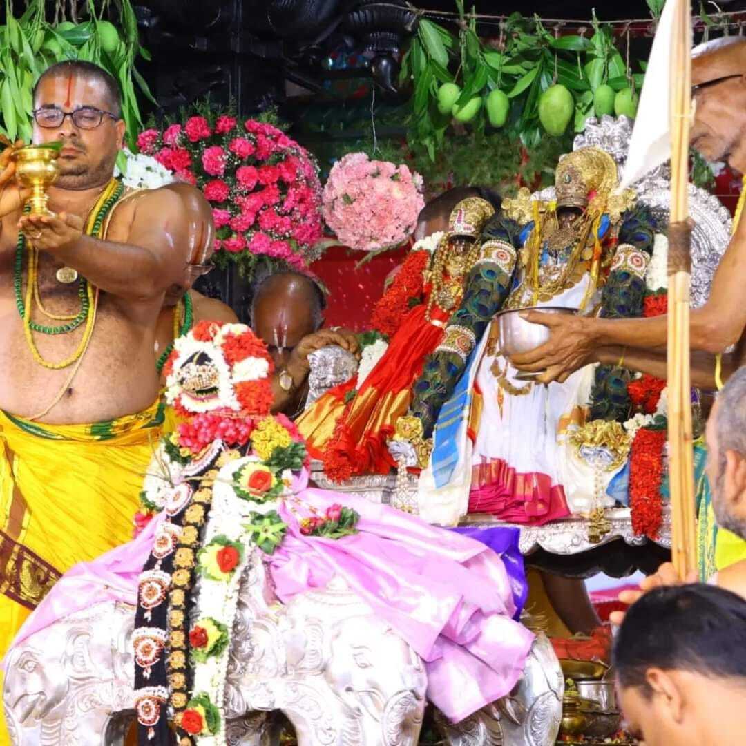 భద్రాద్రిలో వైభవంగా రాములోరి కల్యాణం.. కిక్కిరిసిపోయిన మిథిలా మైదానం ...