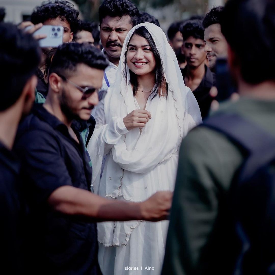 Actress Anarkali Marikar's Angel Look in Upcoming Movie Sulekha Manzil ...