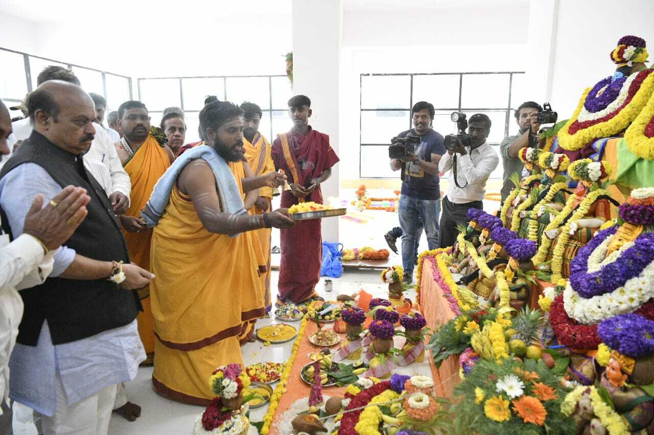 ಹಾವೇರಿ: UHT ಹಾಲು ಪ್ಯಾಕಿಂಗ್ ಸ್ಥಾವರ- ಹಾಲು ಸ್ಯಾಚೆಟ್ ಪ್ಯಾಕಿಂಗ್ ಘಟಕ ಉದ್ಘಾಟನೆ ...