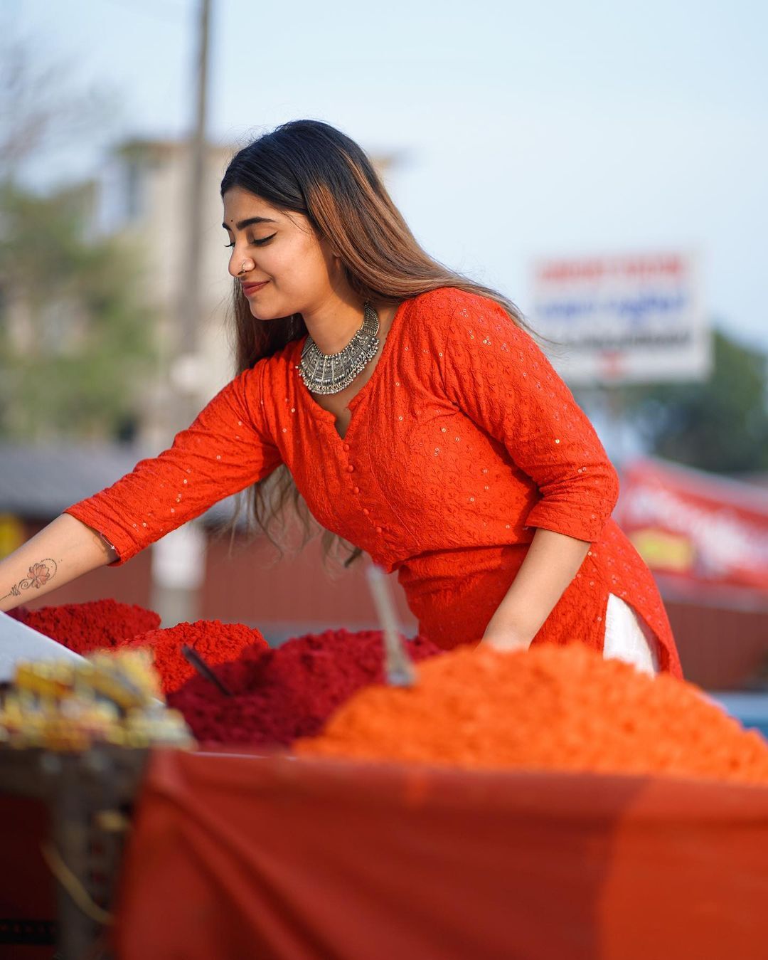 Mollywood Actress Malavika Sreenath's Temple Visit Stills Goes Viral on ...