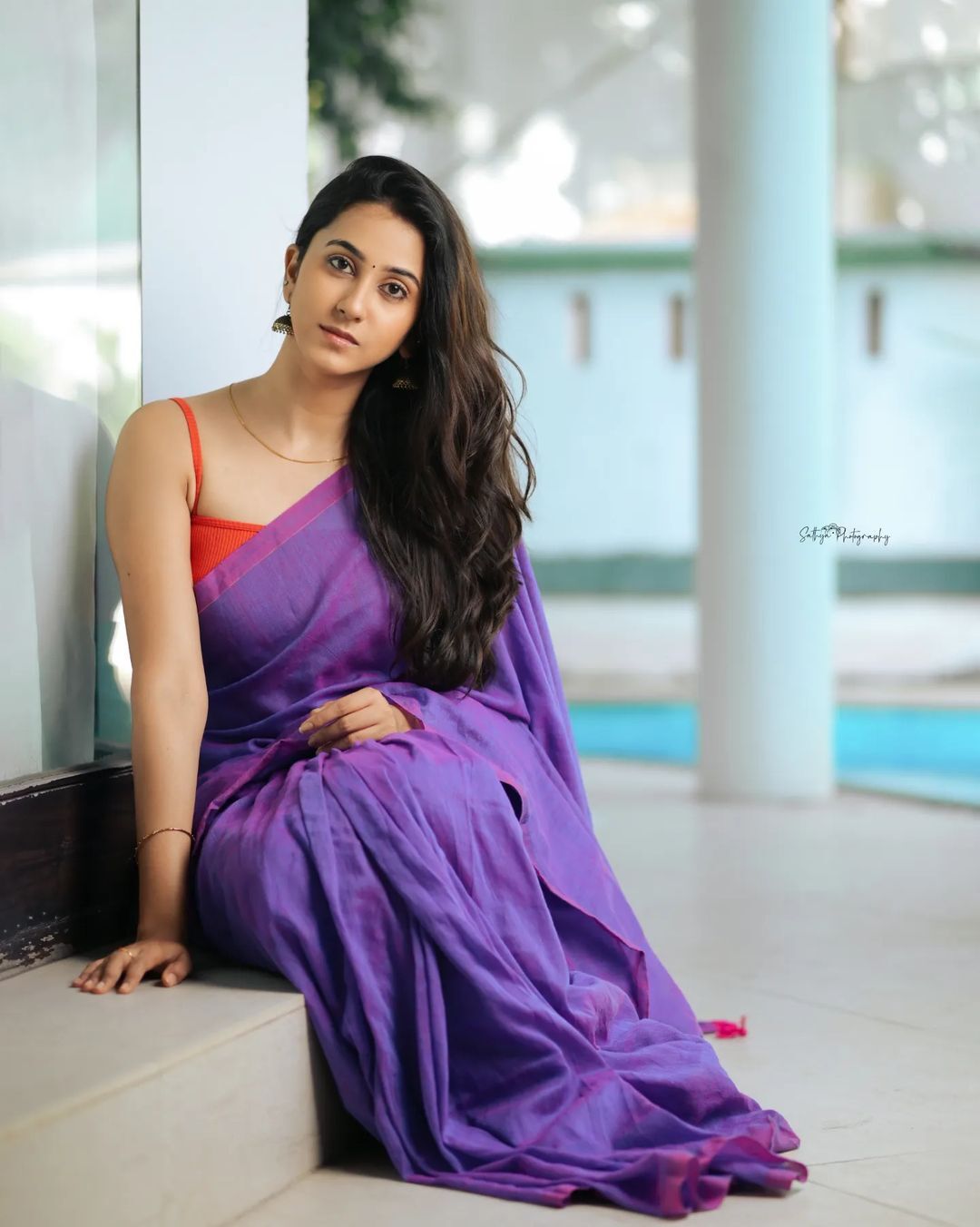 photos : நாணம் கொள்ளும் பெண்ணின் அழகு.. நடிகை அக்ஷய ஹரிஹரனின் லேட்டஸ்ட் ...