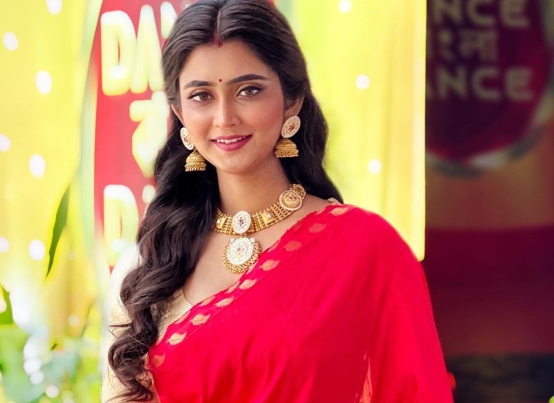 শাড়ি পরেও লাস্যময়ী অঙ্কিতা, ছবি দেখে ঘুম উড়ছে ফ্যানেদের | Latest ...