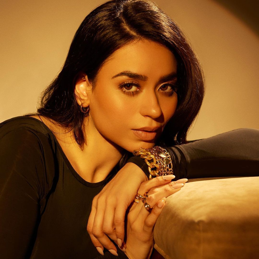 సౌందర్య శర్మ సోకుల విందు.. భామ హాట్ డోస్‌కు కుర్రకారు చిత్తు ...