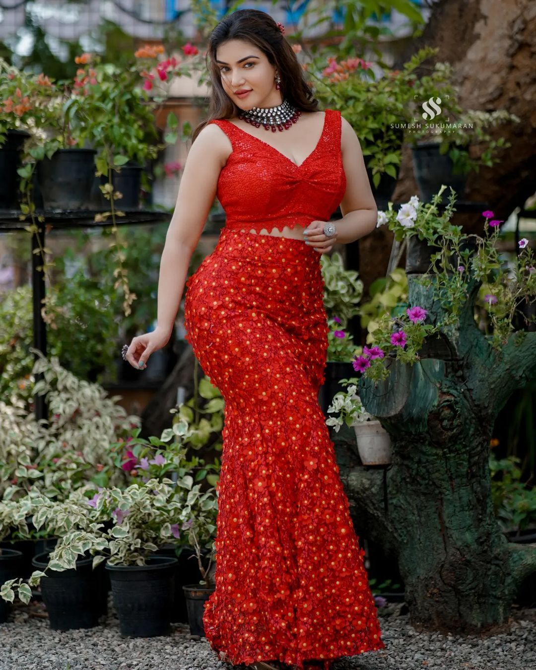 హానీ రోజ్ అందాల మెరుపులు.. టైట్ పిట్‌లో మైమరిపిస్తున్న మలయాళీ కుట్టి ...