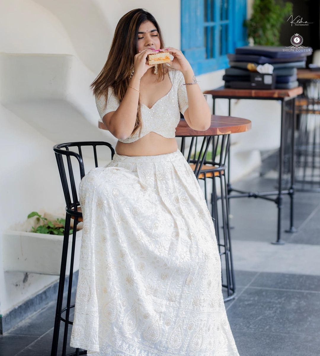 లేలేత అందాలతో మైమరిపిస్తున్న రీతు చౌదరి.. | Jabardasth Actress Rithu ...