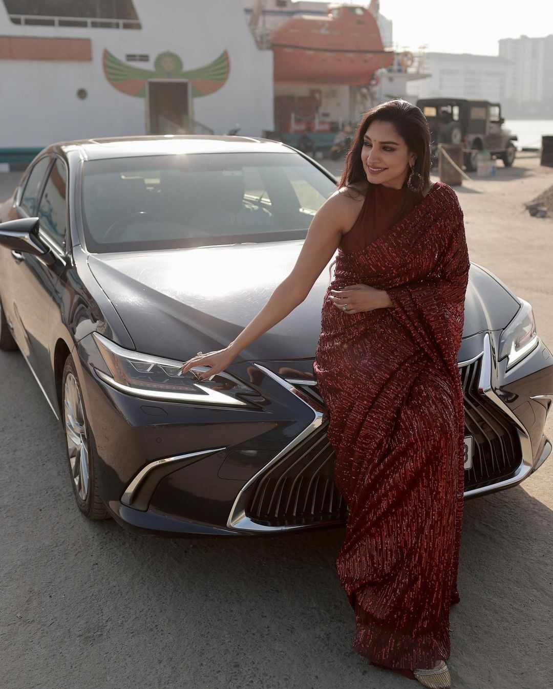 Bigg Boss Malayalam Fame Rithu Manthra Looks Stunning in Gym Suit, Made ...