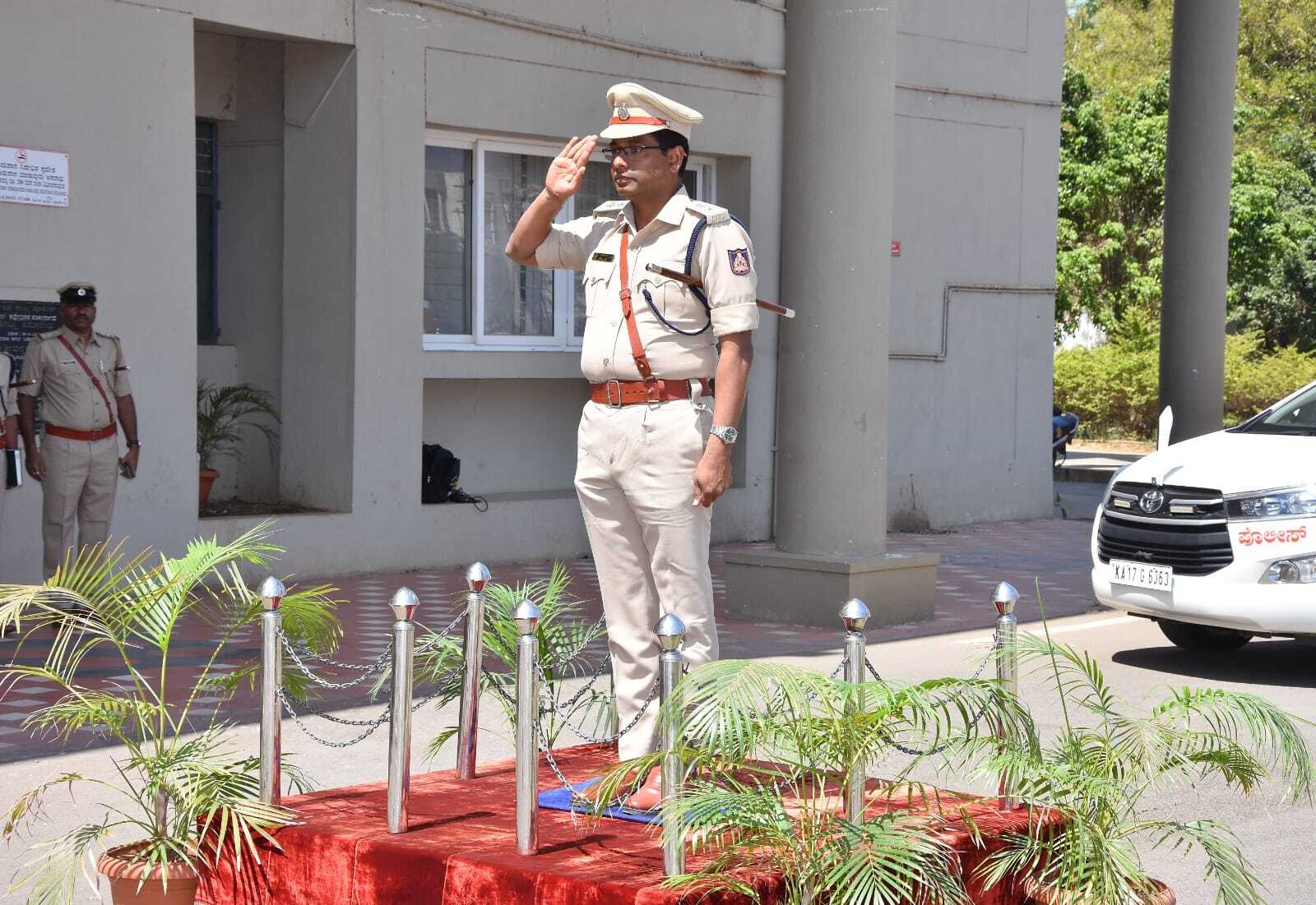 ದಾವಣಗೆರೆ ಎಸ್ಪಿಯಾಗಿ ಡಾ. ಕೆ. ಅರುಣ್ ಅಧಿಕಾರ ಸ್ವೀಕಾರ | Dr K Arun Took Charge ...