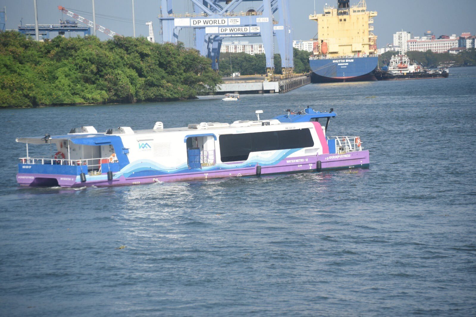 India's First Water Metro In Kochi ; See Photos Photos: HD Images ...