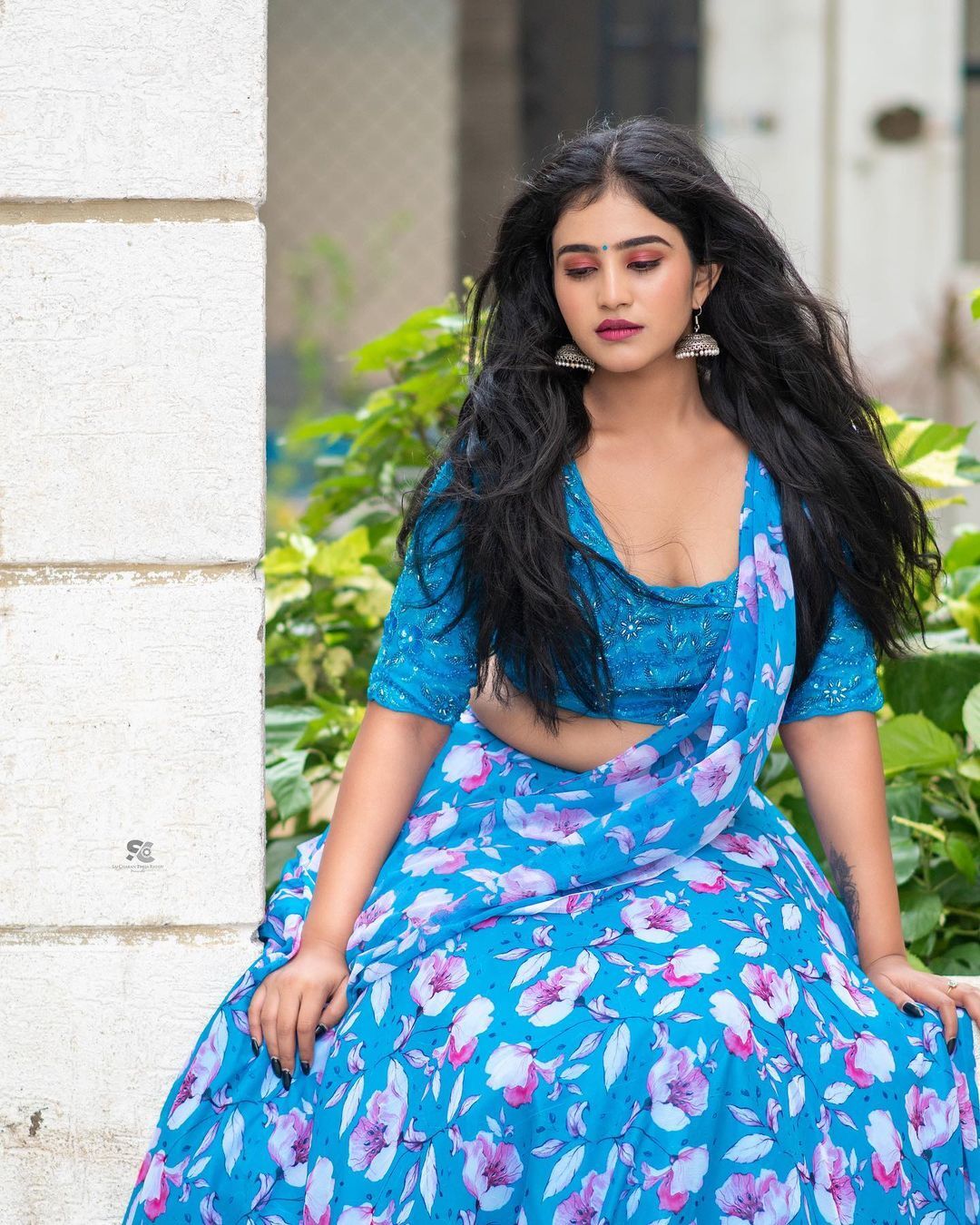 photos : புடவையில் சொக்கவைக்கும் அழகு.. நடிகை யாஷ்னாவின் கலக்கல் ...