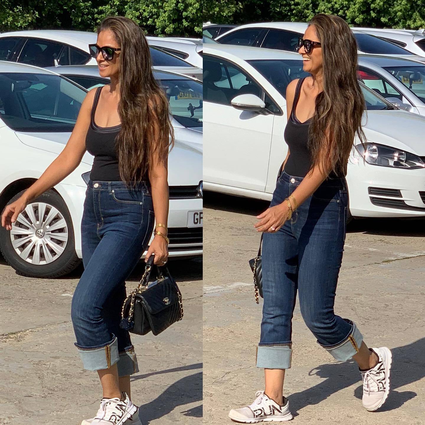 PHOTOS : இவங்களுக்கு இவ்வளவு பெரிய பையனா? சிம்ரனின் சமீபத்திய ...