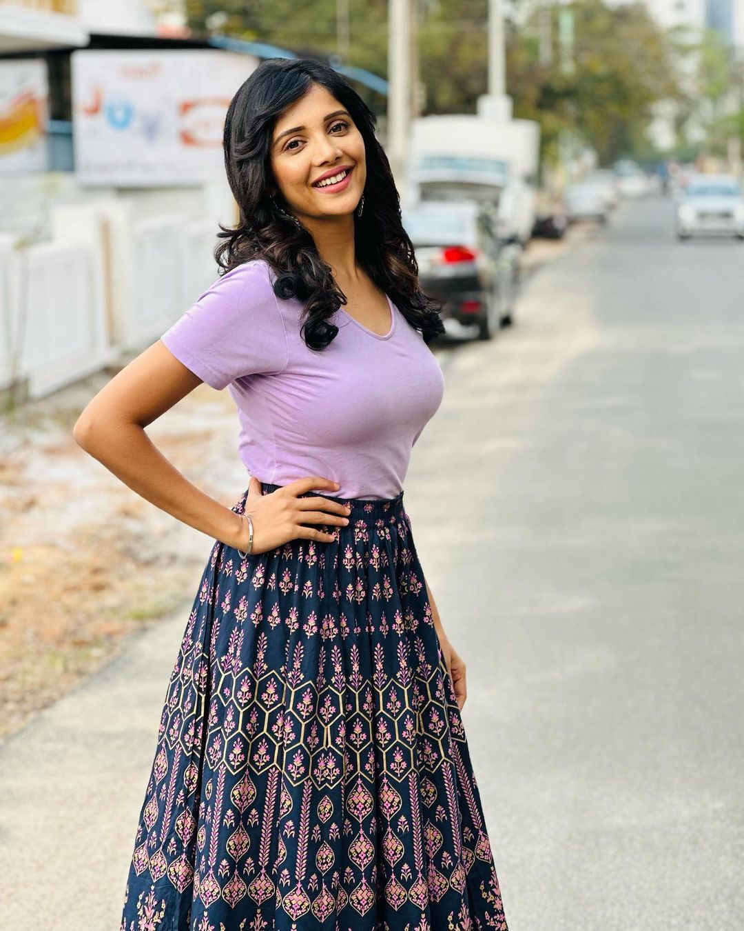 photos : தாய்லாந்தில் ஜாலி பண்ணும் நட்சத்திர ஜோடிகள்.. வைரலாகும் மிலானா ...