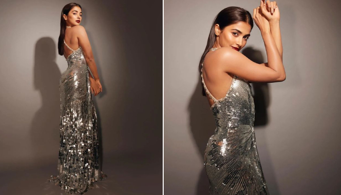 Pics: रिवीलिंग बैकलेस ड्रेस पहन पूजा हेगड़े ने फ्लॉन्ट किया कर्वी फिगर, हॉटनेस देख यूजर्स हुए ...