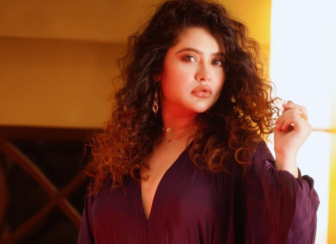 কাজল কালো চোখ, এনার মিষ্টি মুখ দেখে চোখের পলক সরানো দায় নেটবাসীর ...