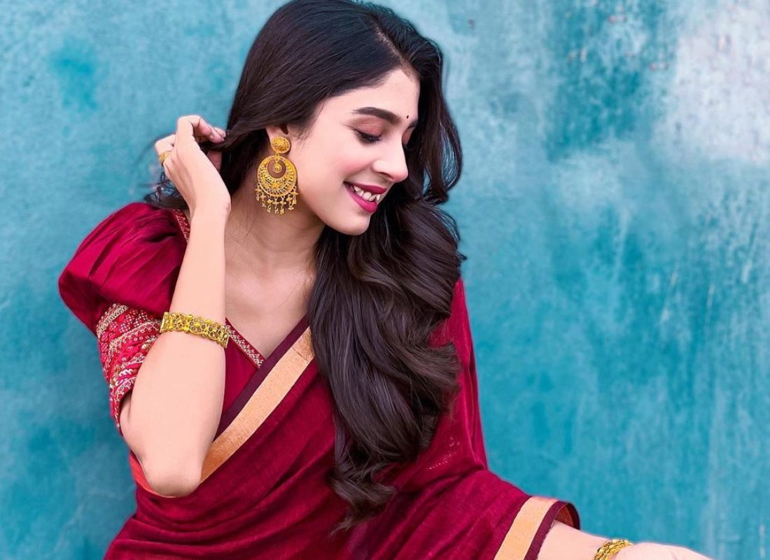 গোলাপি রঙের চুড়িদারে গ্ল্যামারাস অদ্রিজা, খোলা চুলে বেশ মানাচ্ছে ...