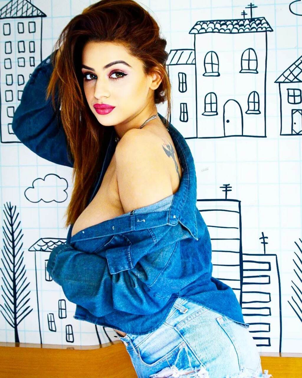 'मस्तराम' फेम केनिशा अवस्थी बोल्डनेस के मामले में मिया खलीफा को देती हैं टक्कर, तस्वीरें देख ...