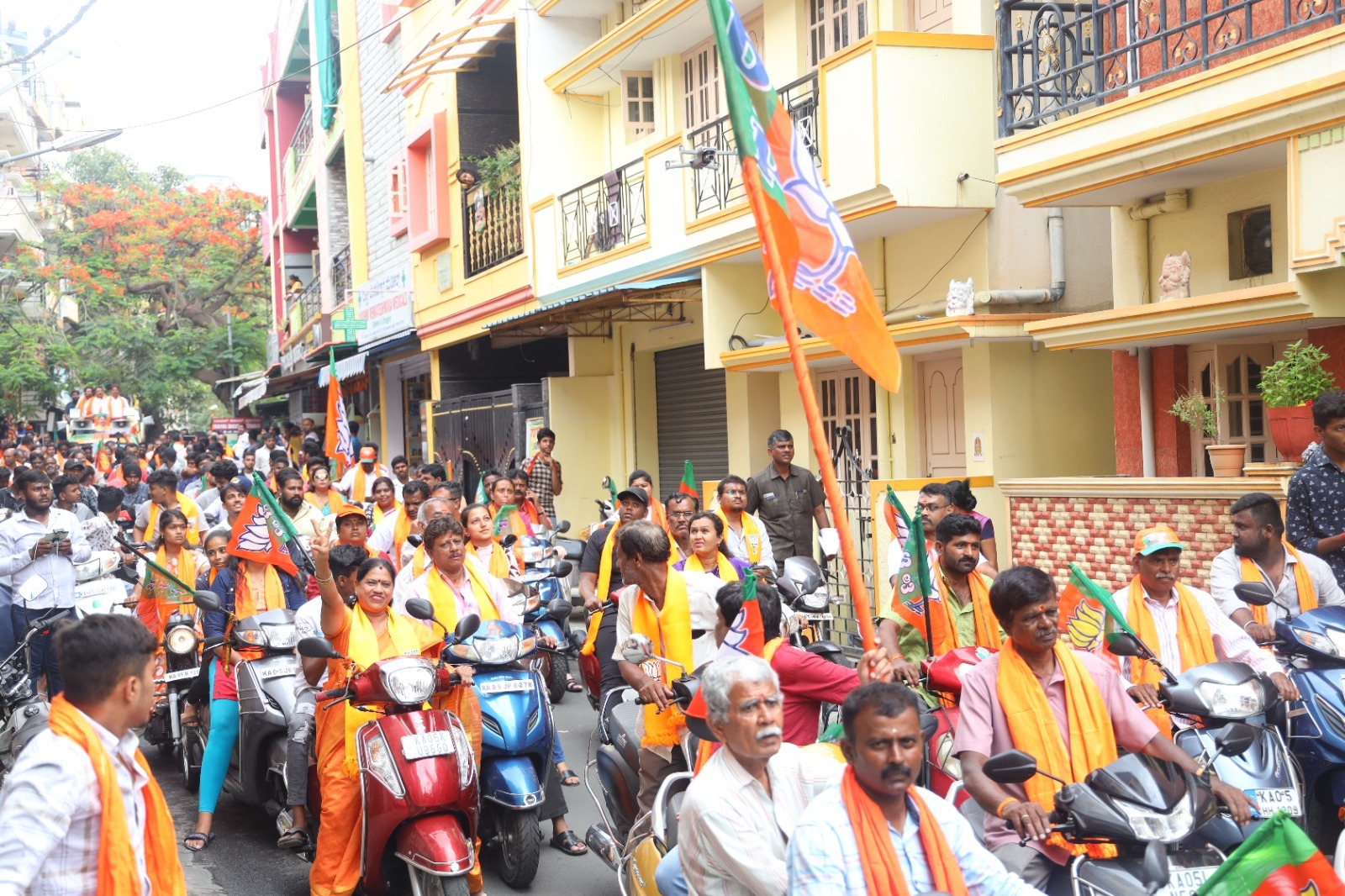 ಸಾಮ್ರಾಟ್‌ ಆಶೋಕ್‌ ಪರ ಆ್ಯಕ್ಷನ್ ಪ್ರಿನ್ಸ್ ಧ್ರುವ ಸರ್ಜಾ ಅಬ್ಬರದ ಪ್ರಚಾರ | Actor ...