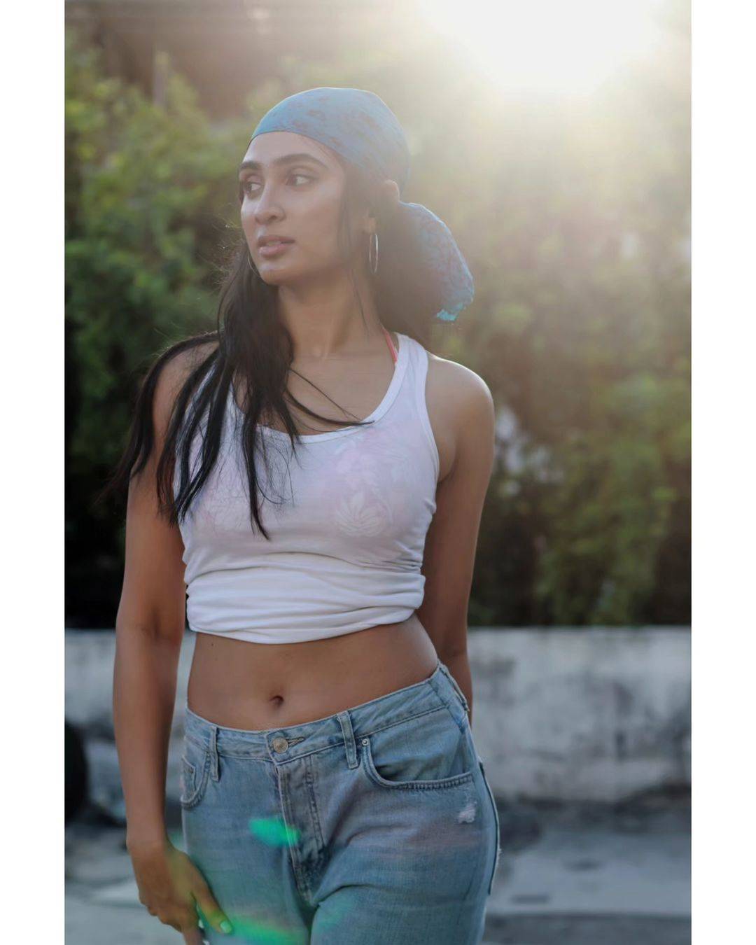 Actress-Model Deepti Sati's Glamorous Photoshoot Goes Viral over Social Media | Deepti Sati ...