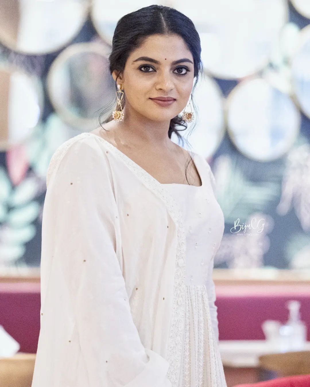 Actress Nikhila Vimal Stunning Look in White Salwar in Upcoming Film ...