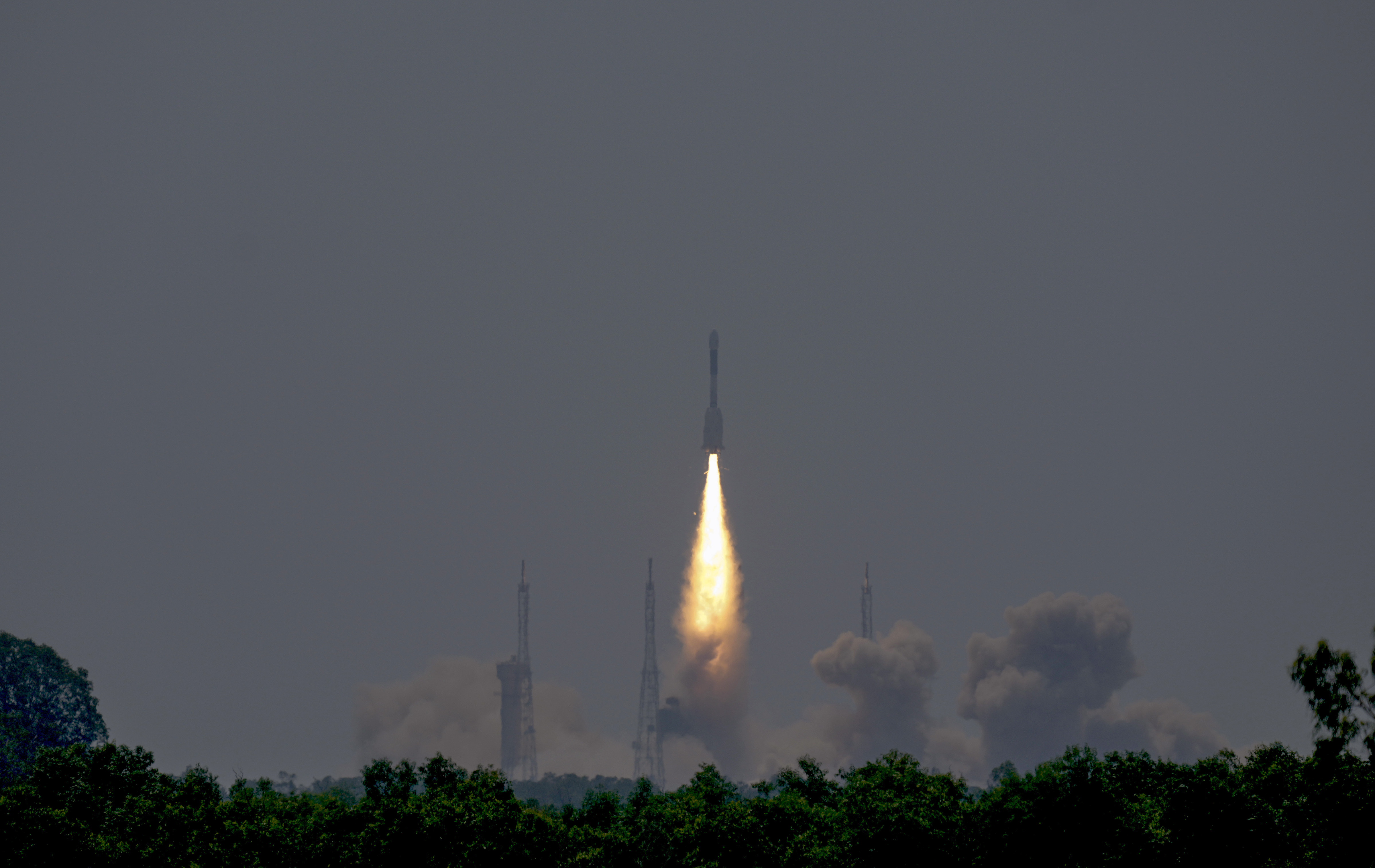 ಇಸ್ರೋದಿಂದ GSLV ಉಪಗ್ರಹ ಉಡಾವಣೆ, ಅಚ್ಚರಿಯ ಚಿತ್ರಗಳು ಇಲ್ಲಿವೆ | ISRO's GSLV ...