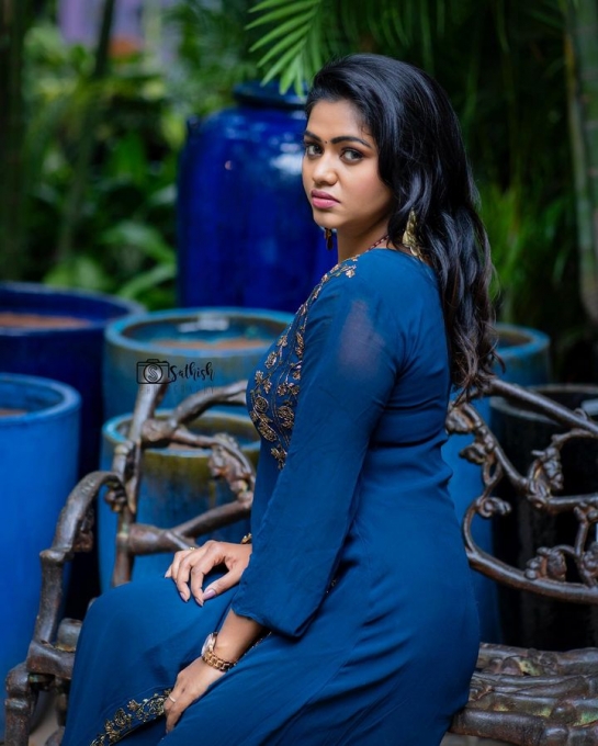 PHOTOS : இவங்களுக்கு இவ்வளவு பெரிய தங்கையா? முதல் முறையாக தனது குடும்ப ...