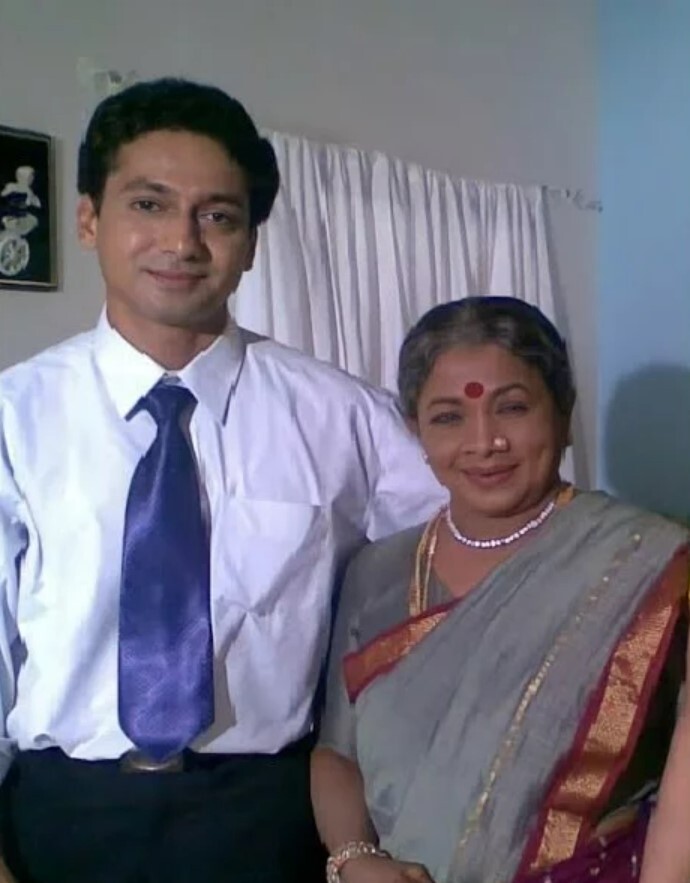 PHOTOS : பாக்கியலட்சுமி கோபியா இது? பலரும் பார்த்திடாத சதீஷின் ...