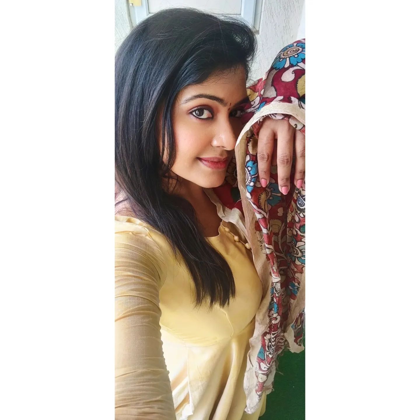 PHOTOS : இலங்கையில் ஜாலி பண்ணும் ரச்சிதா.. இணையத்தை கலக்கும் லேட்டஸ்ட் புகைப்படங்கள் ...