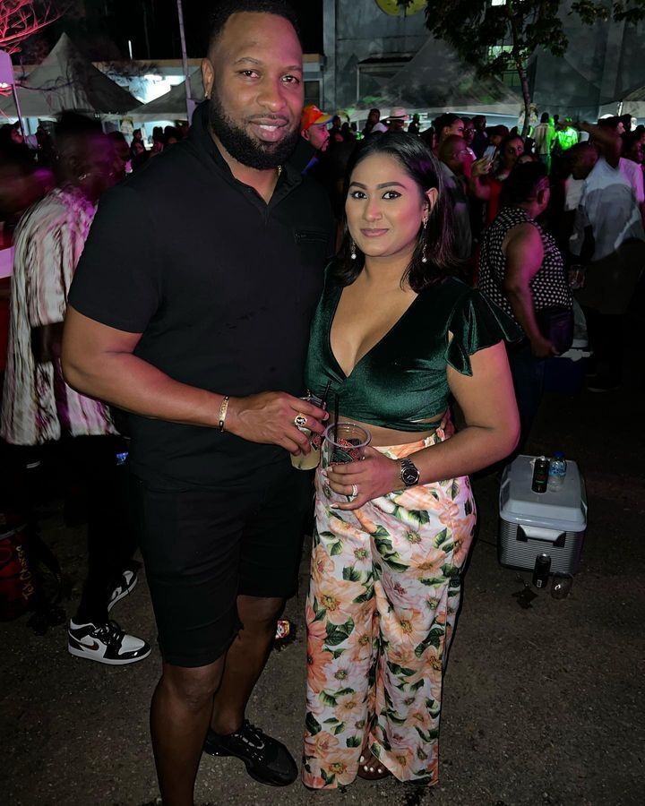 PHOTOS : பொல்லார்ட் மனைவியை பாத்துருக்கீங்களா? குடும்பத்துடன் ஜாலியாக ...