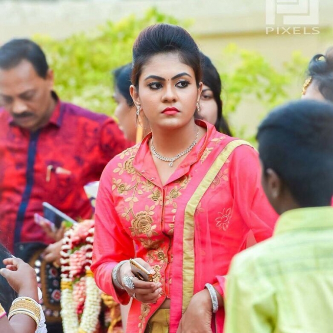 photos : இணையத்தை கலக்கும் 'ராஜா ராணி' சீரியல் நடிகையின் டீன் ஏஜ் ...