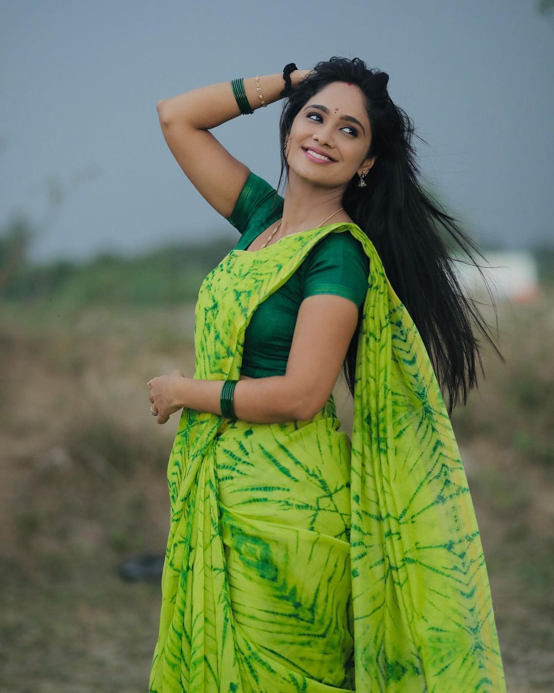 photos : காதல் ஜோடிக்கு எண்டு கார்டு போட்ட நெட்டிசன்கள்!.. போட்டோ ...