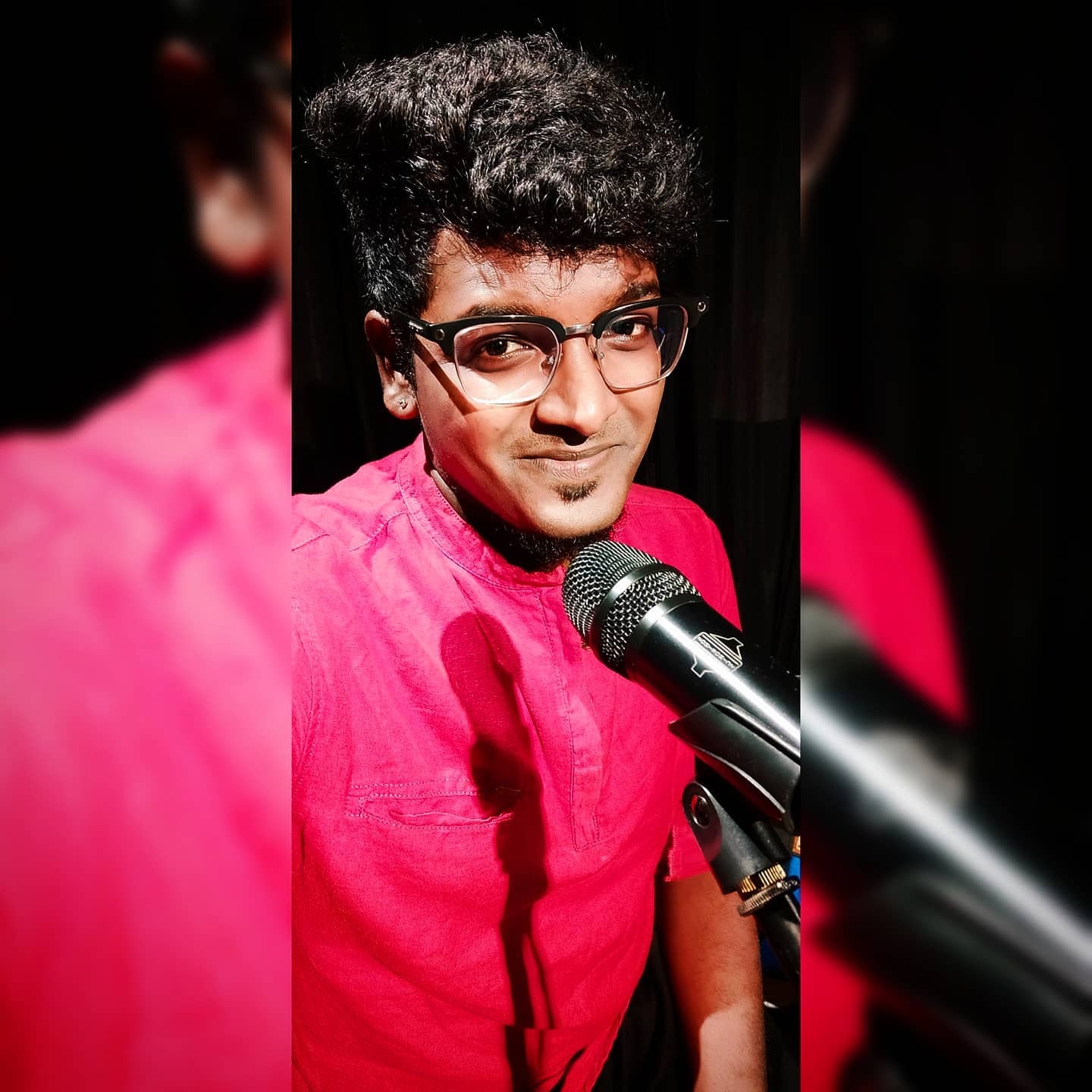 PHOTOS : மகனுடன் முதலாம் ஆண்டு திருமண நாளை கொண்டாடிய விஜய் டிவி பிரபலம் ...