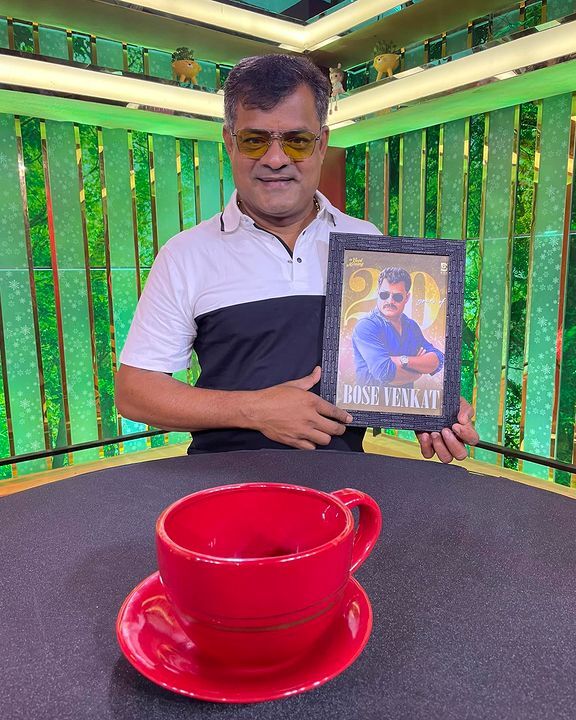 PHOTOS : 'மெட்டி ஒலி' சீரியலில் வரும் போஸ் கதாபாத்திரத்தை நியாபகம் ...