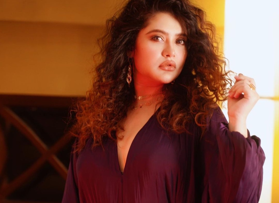 গোলাপি টপে অপরূপা এনা, মোহময়ী লুকে মজেছেন নেটপাড়া | Latest photoshoot ...