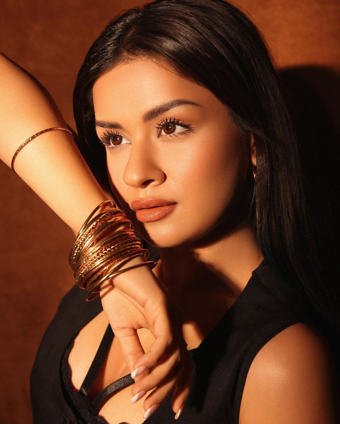 అవనీత్ కౌర్ అందాల సెగలు.. హాట్ షోతో అట్రాక్ట్ చేస్తున్న బ్యూటీ ...