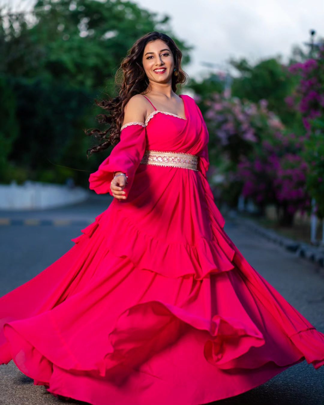 హాట్ షోలతో సెగలు పుట్టిస్తున్న విష్ణు ప్రియ.. బ్యూటీ రచ్చ మాములుగా ...