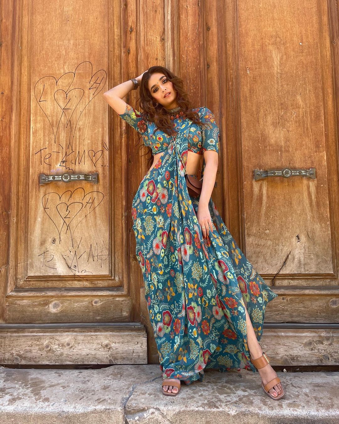 Actress Keerthy Suresh Stunning Entry in Black Saree in Audio Launch Event of Mamannan | Keerthy ...