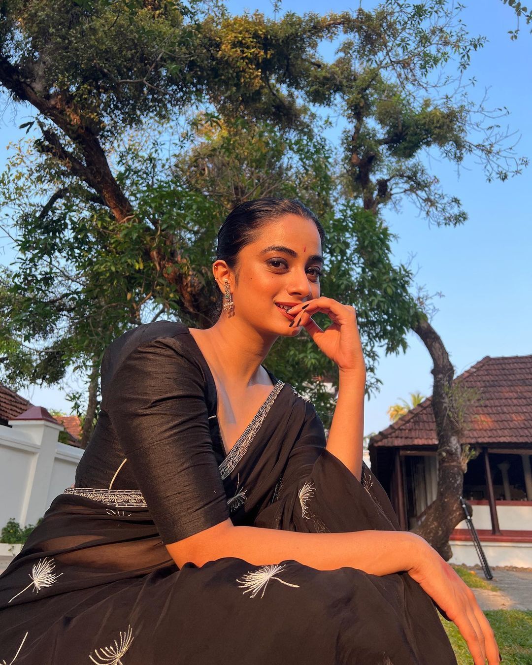 Namitha Pramod New Look In Saree Viral On Social Media: Check Out The Pictures | Namitha Pramod ...