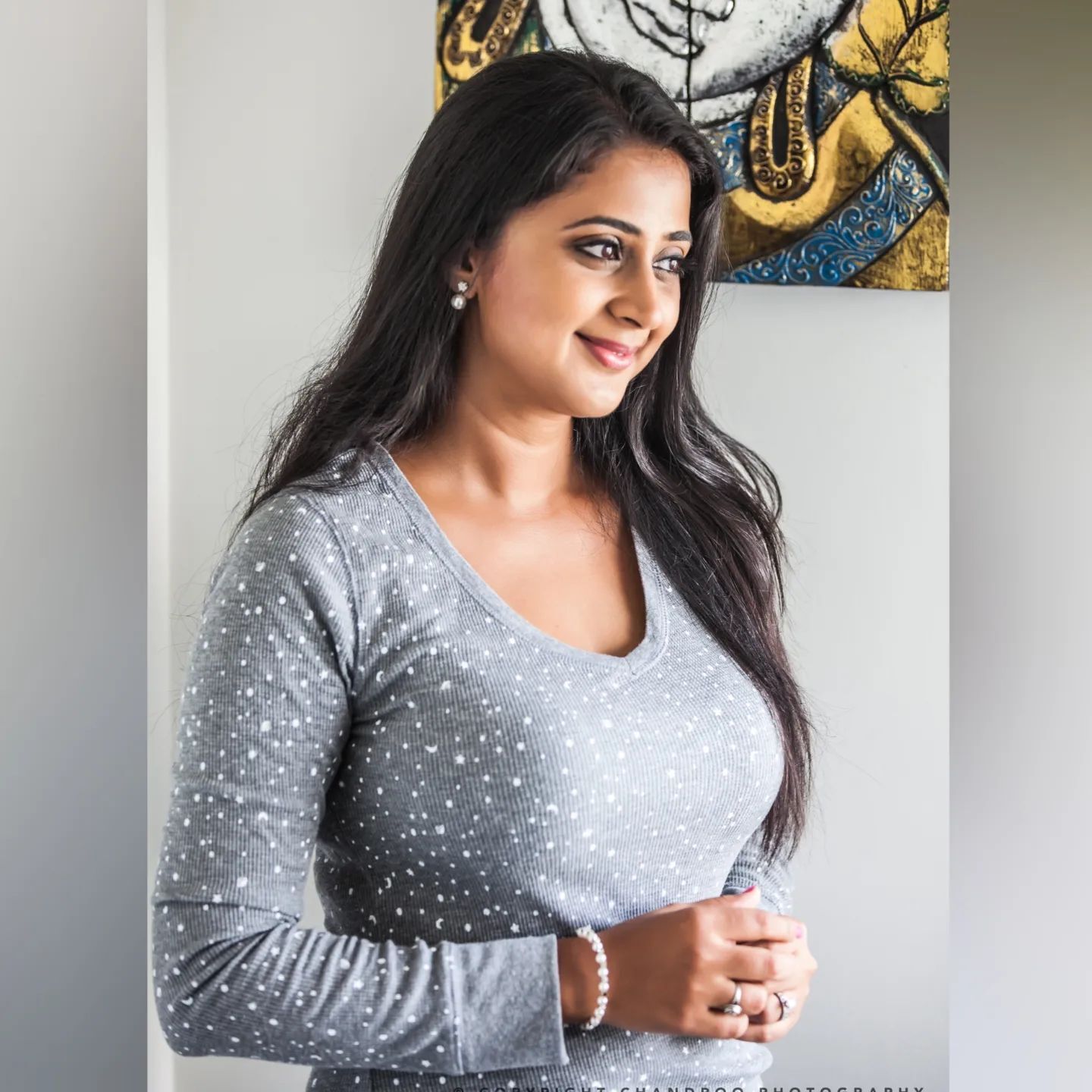 PHOTOS: 15 வருட காதல்.. கணவருடன் திருமண நாளை கொடாண்டிய 'எதிர்நீச்சல் ...