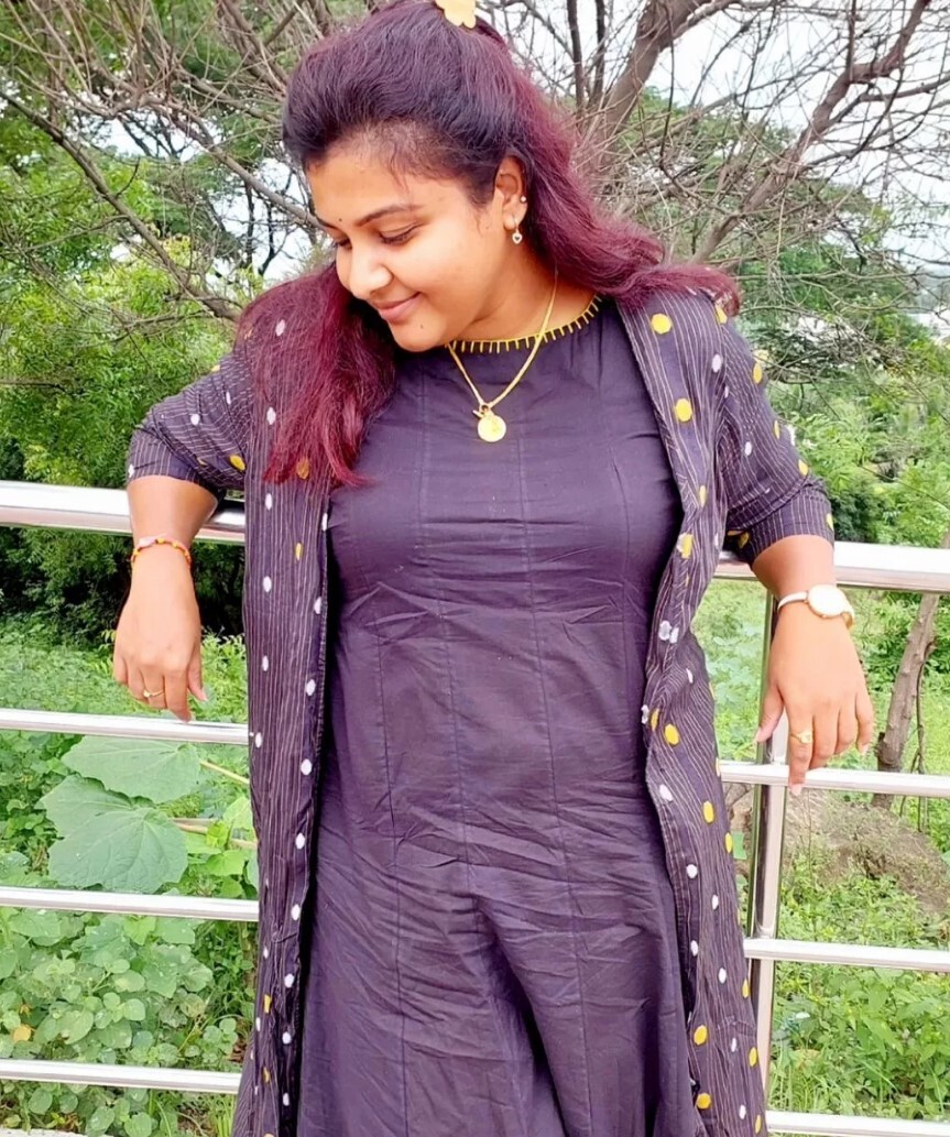 PHOTOS : 'காதல்' பட சந்தியாவின் தோழியாக நடித்த நடிகையை நியாபகம் இருக்கா ...